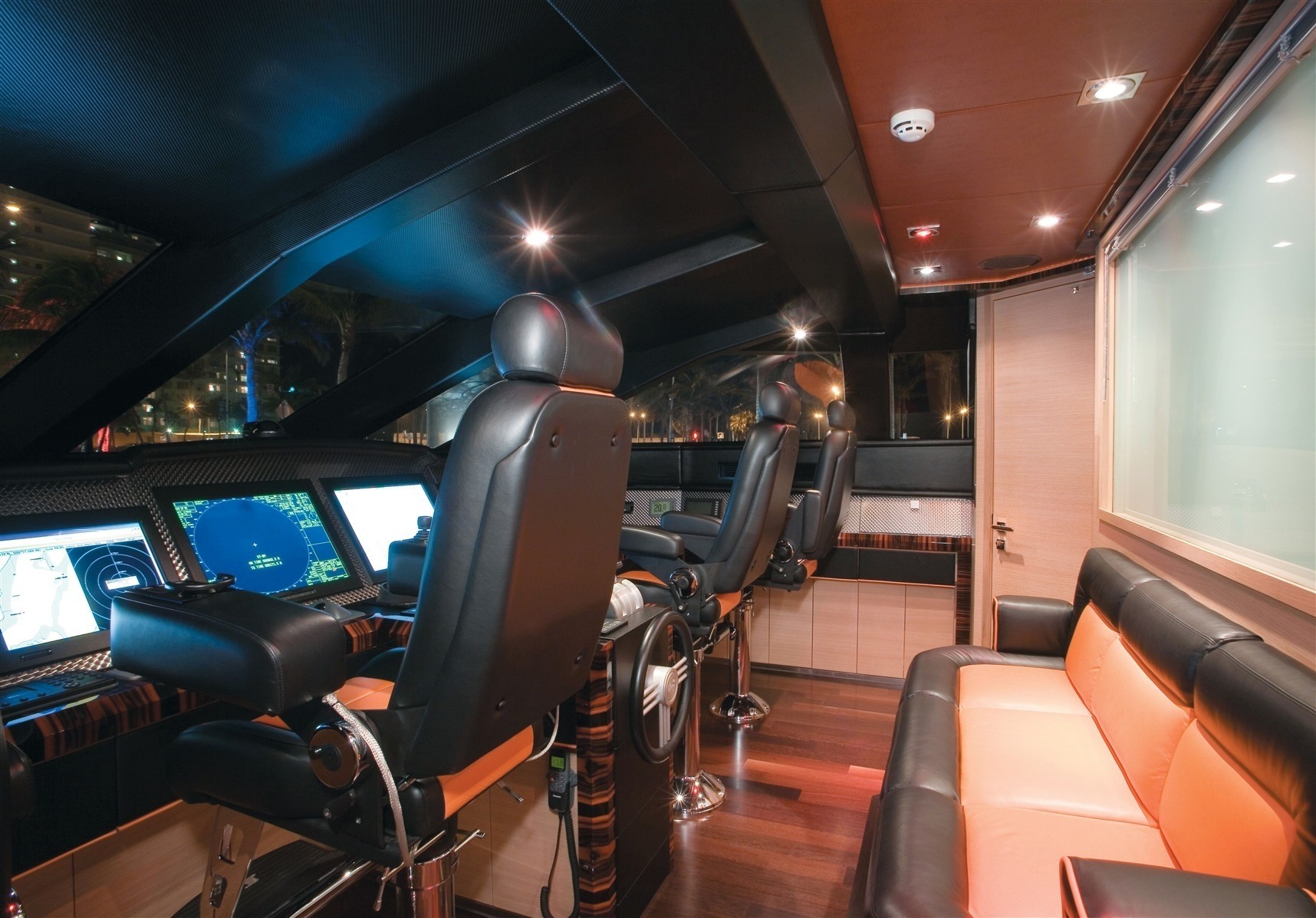 Pilot House Image Gallery – Luxury Yacht Browser | by CHARTERWORLD ...